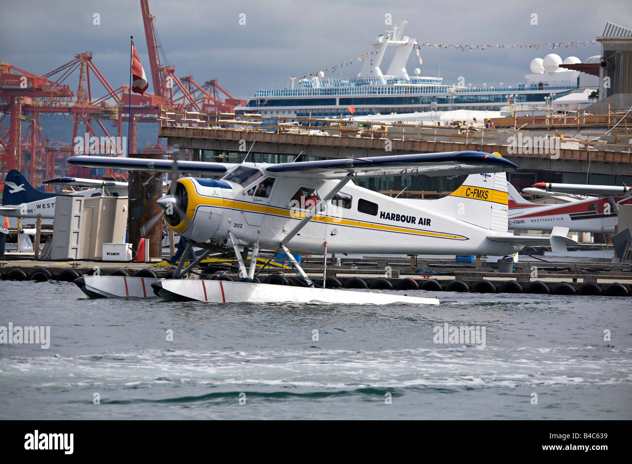 Float plane at Vancouver harbor, Burrard Inlet, Vancouver, British ...