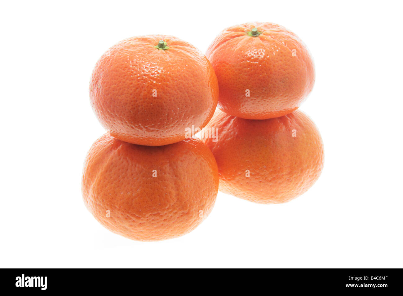 Stack of mandarins hi-res stock photography and images - Alamy