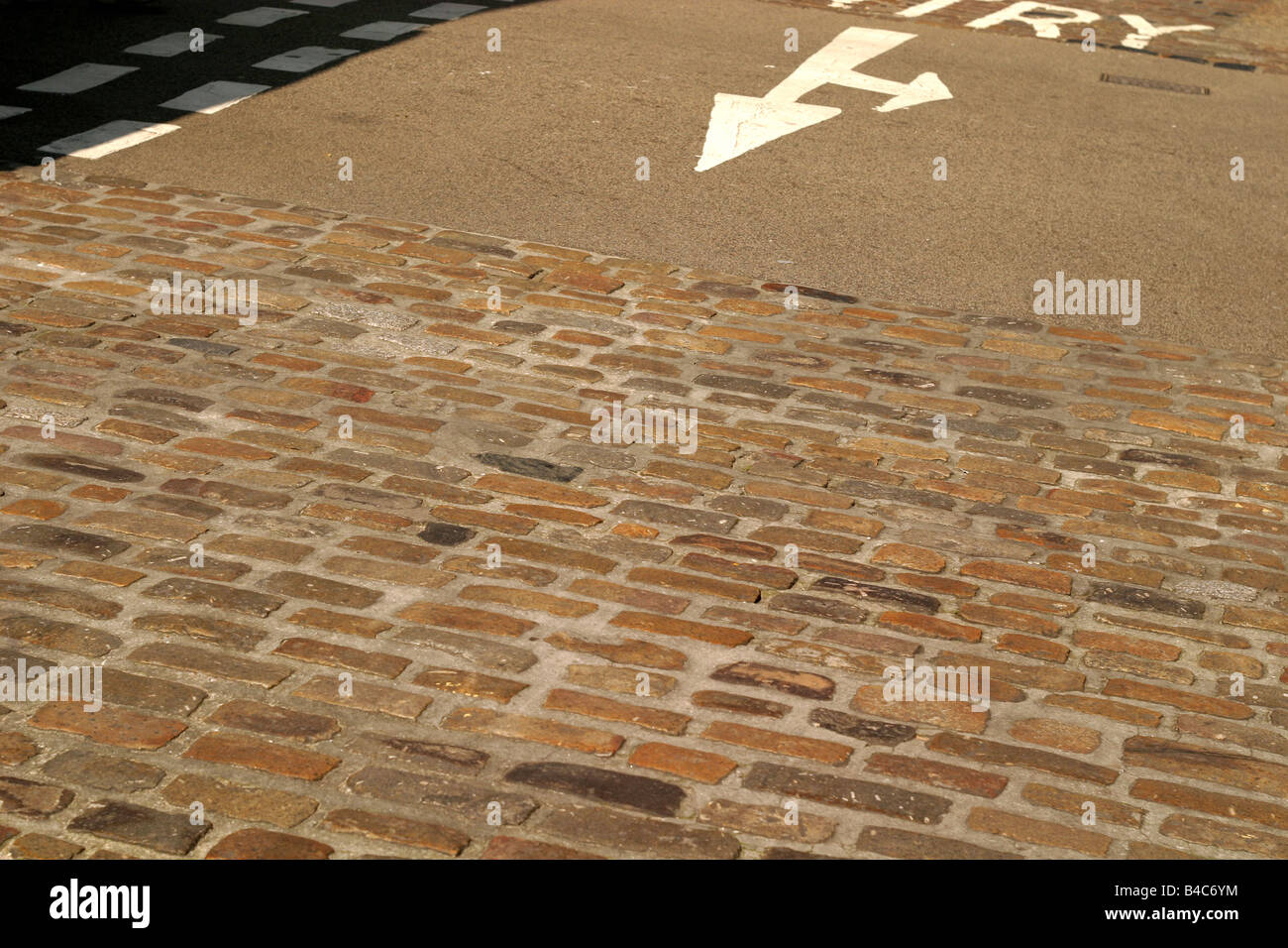 Cobbled Street St. Ives Cornwall UK Stock Photo - Alamy