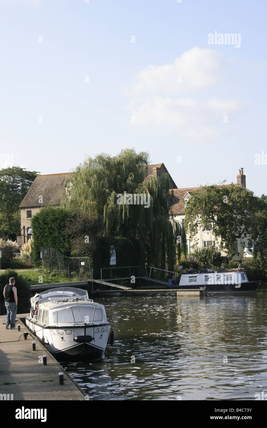 Rivermill hi-res stock photography and images - Alamy