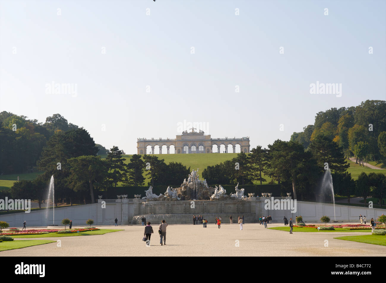 Fountain in front palais hi-res stock photography and images - Alamy