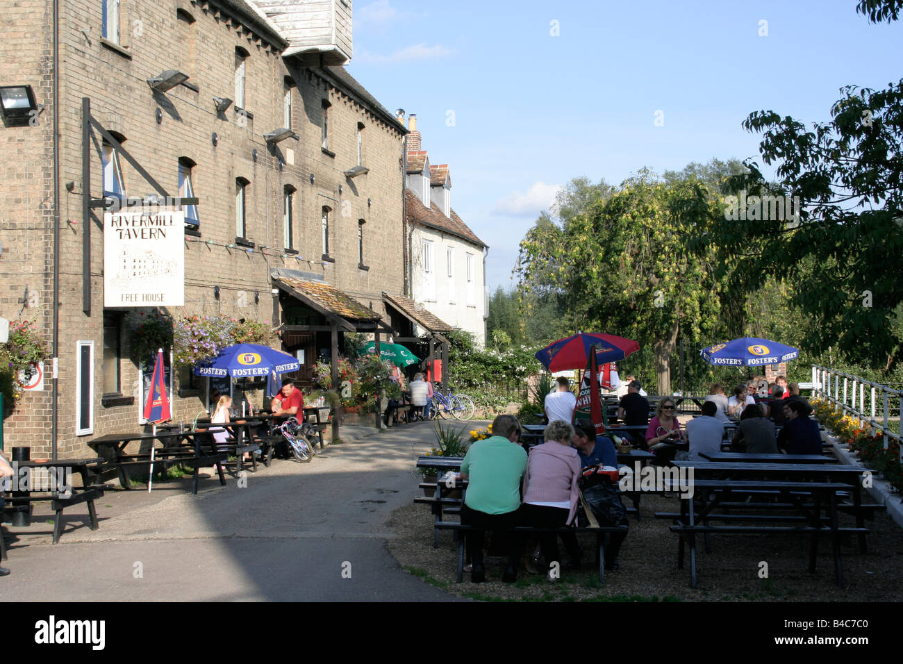 The Rivermill Tavern St Neots Stock Photo - Alamy