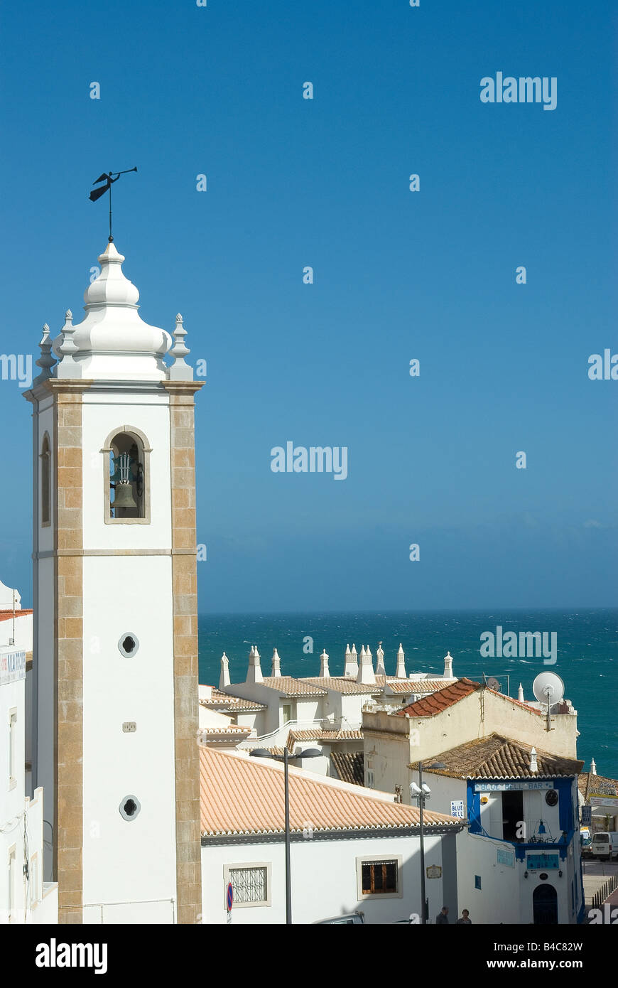 Albufeira moorish architecture hi-res stock photography and images - Alamy