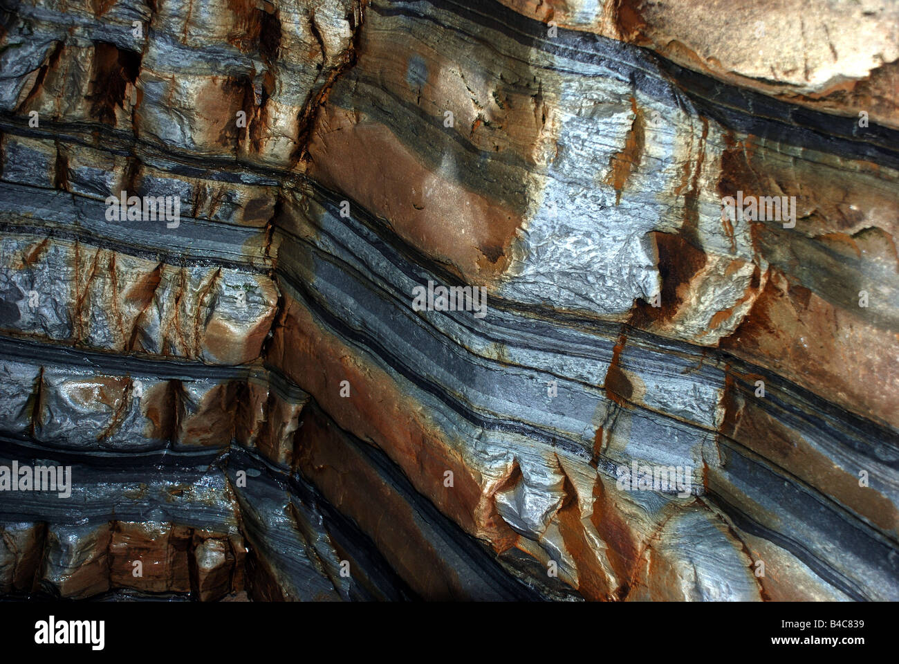Rock strata hi-res stock photography and images - Alamy