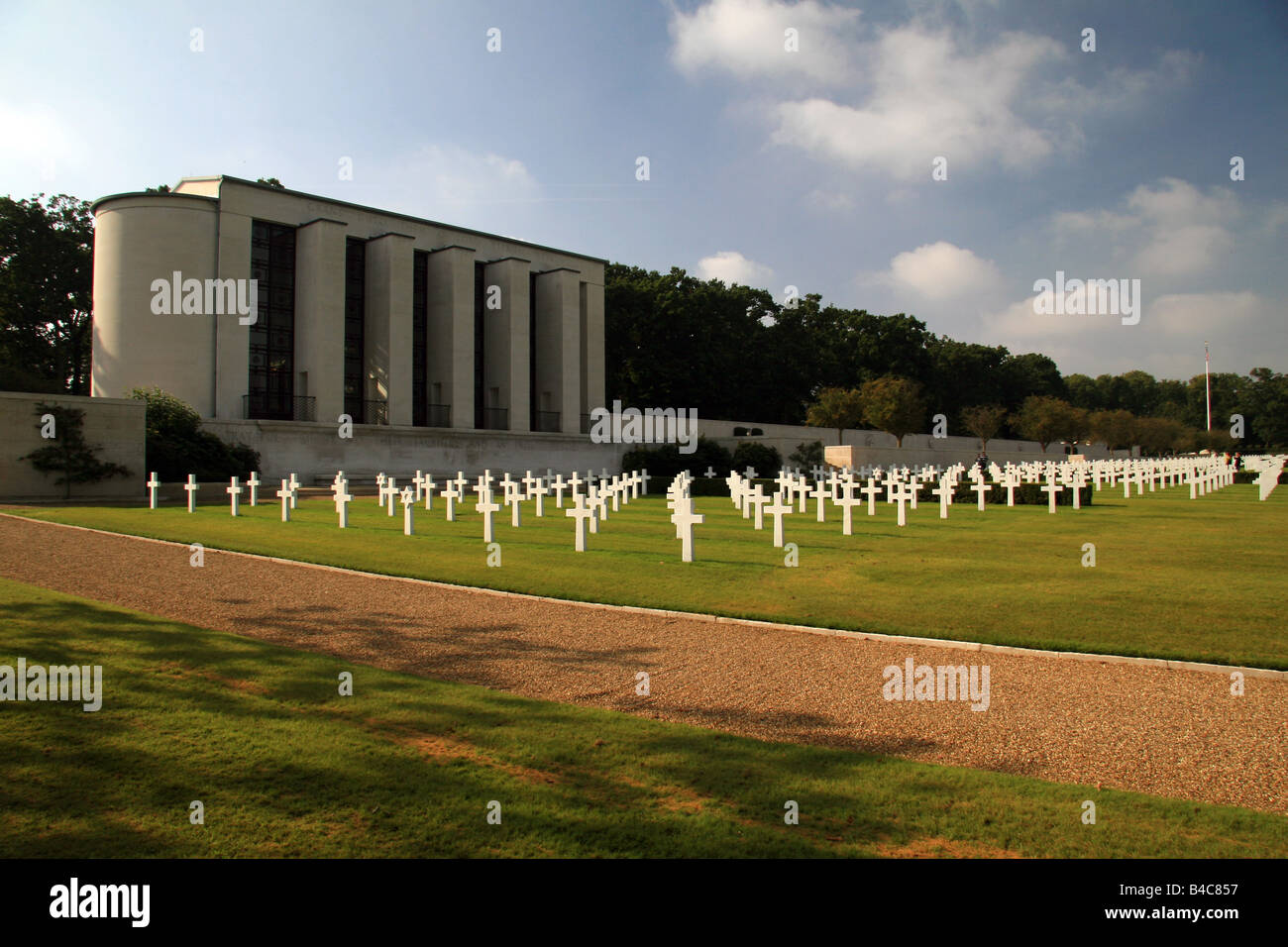 The Memorial Chapel in the Cambridge American Cemetery, Cambridge ...