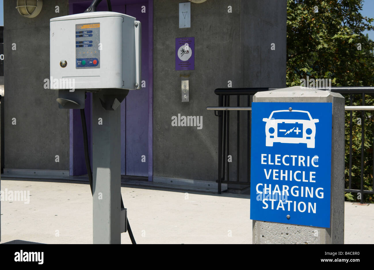 Electric vehicle charger Stock Photo - Alamy