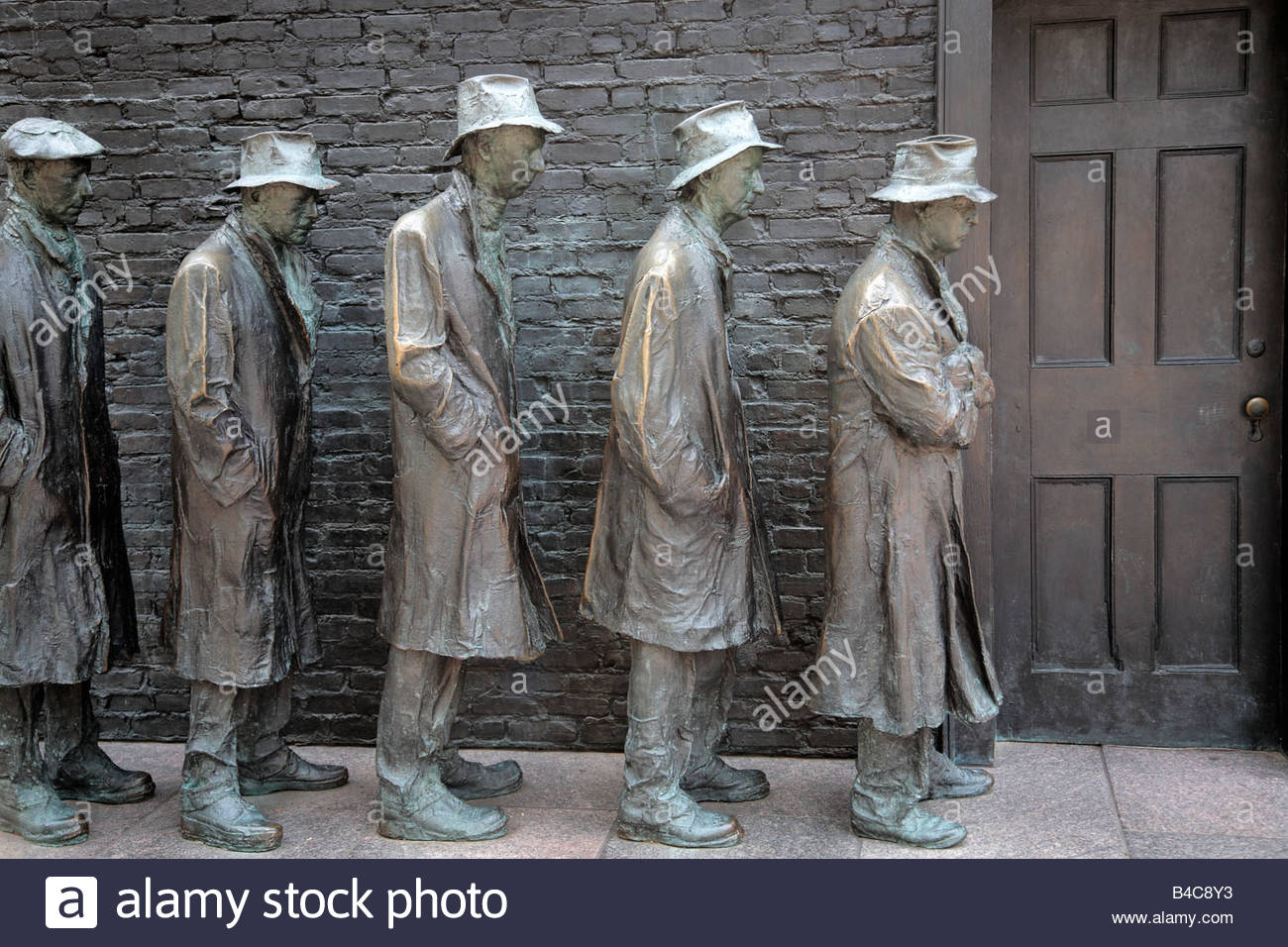 Breadline High Resolution Stock Photography and Images - Alamy