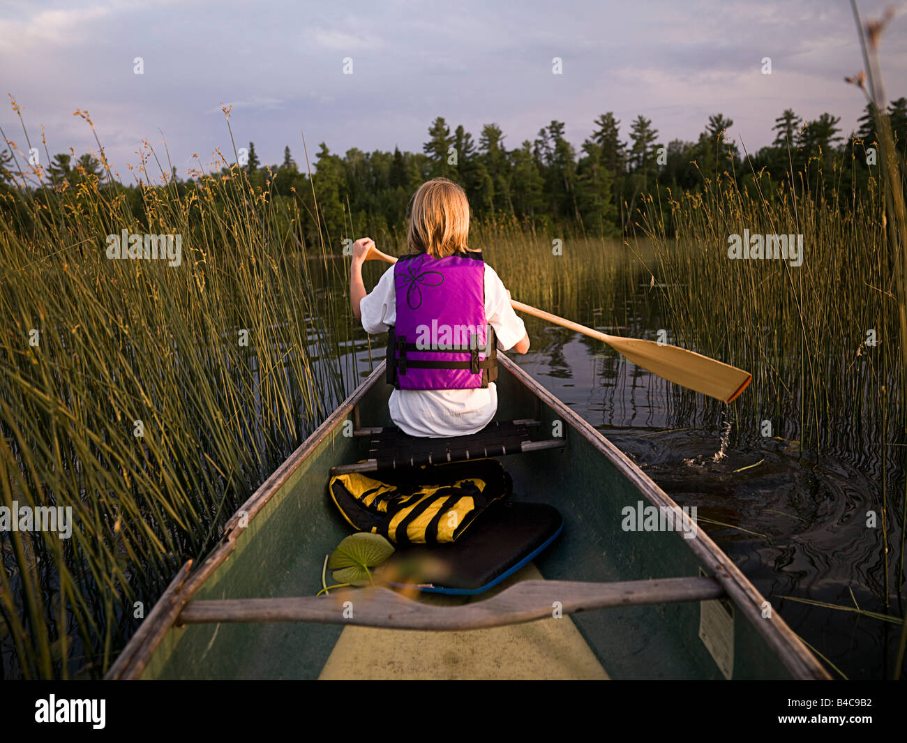 Female canoeing hi-res stock photography and images - Alamy