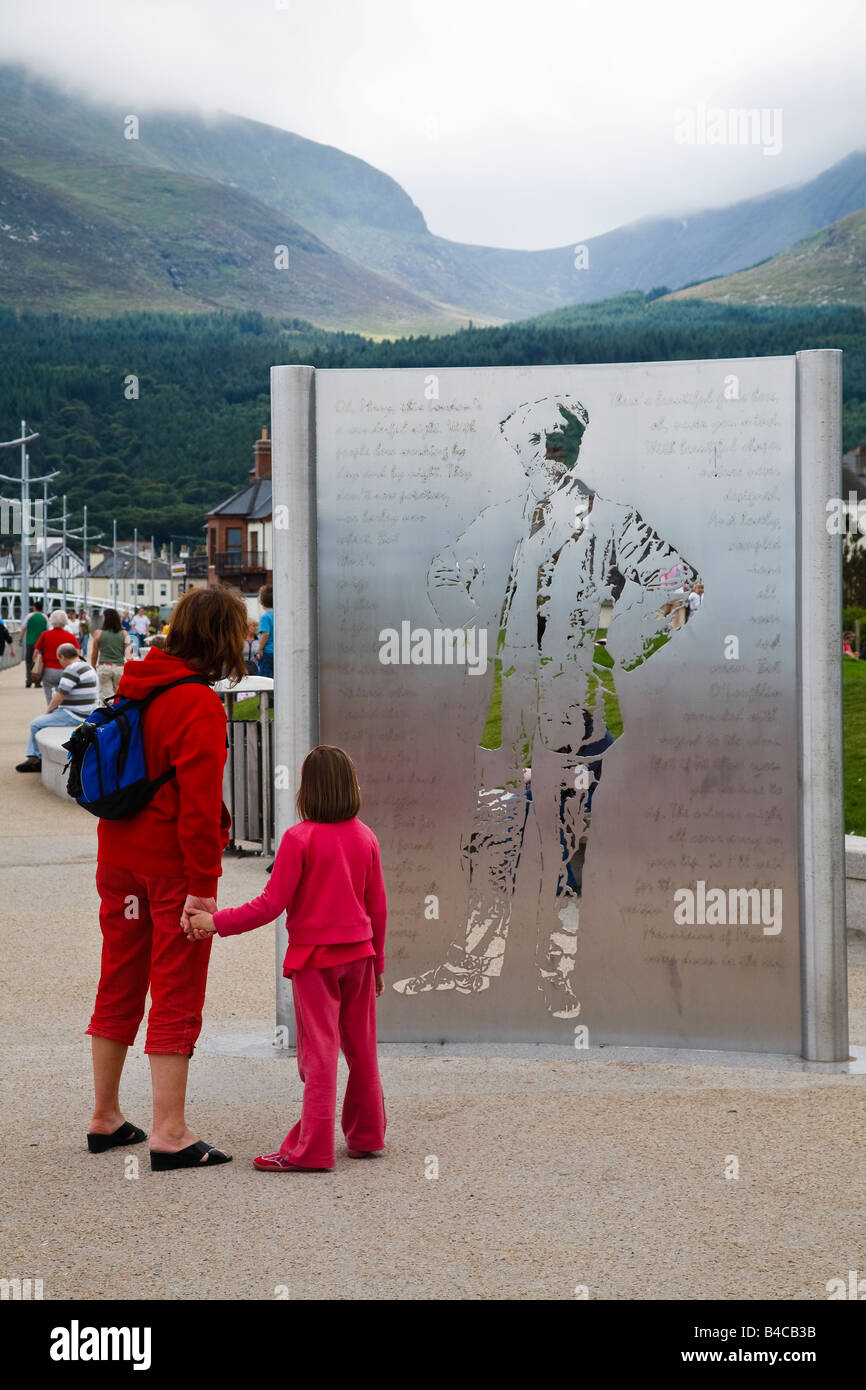 Sculpture depicting songwriter Percy French on the promenade at ...