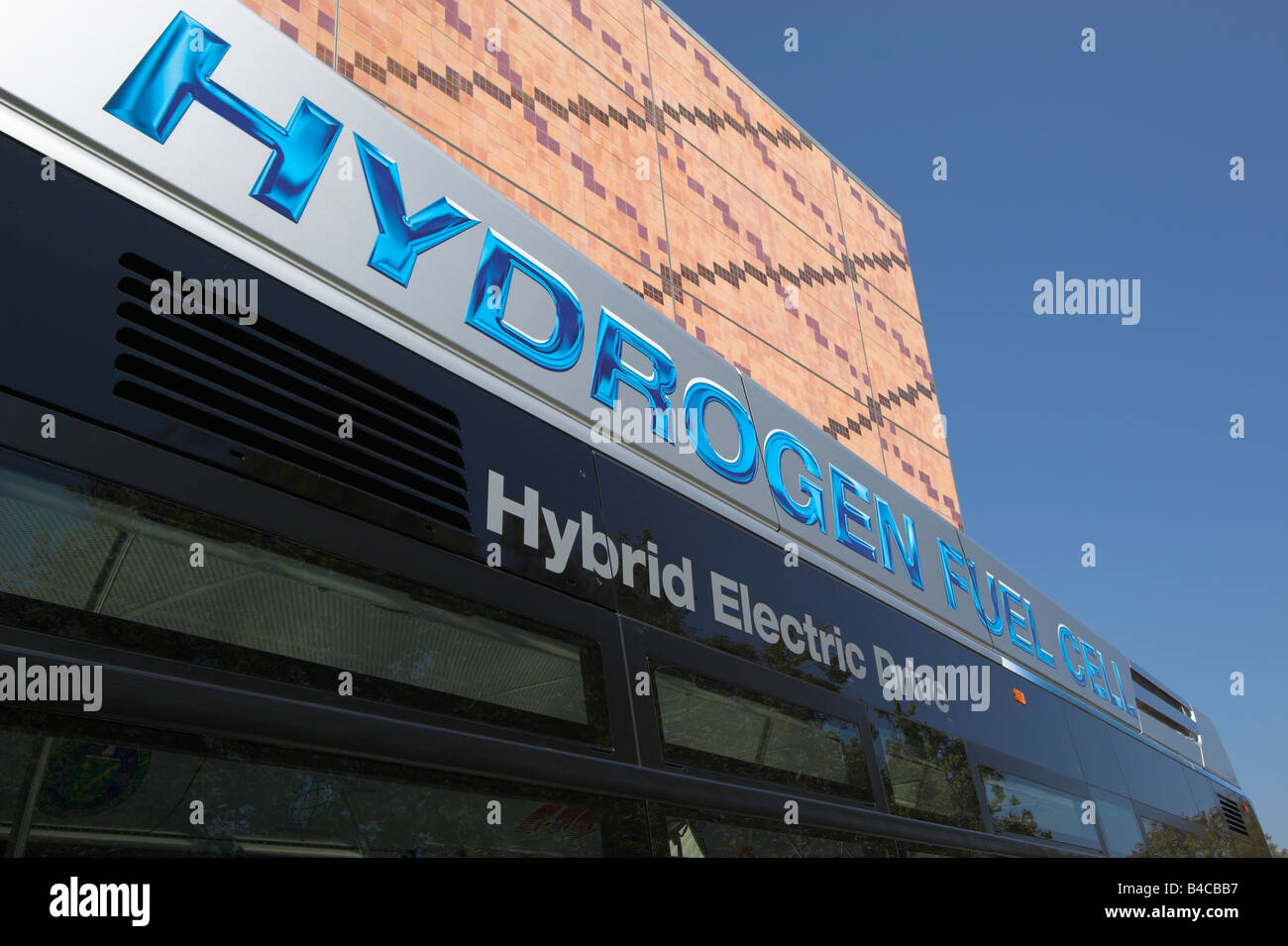 Hydrogen fuel cell electric hi-res stock photography and images - Alamy