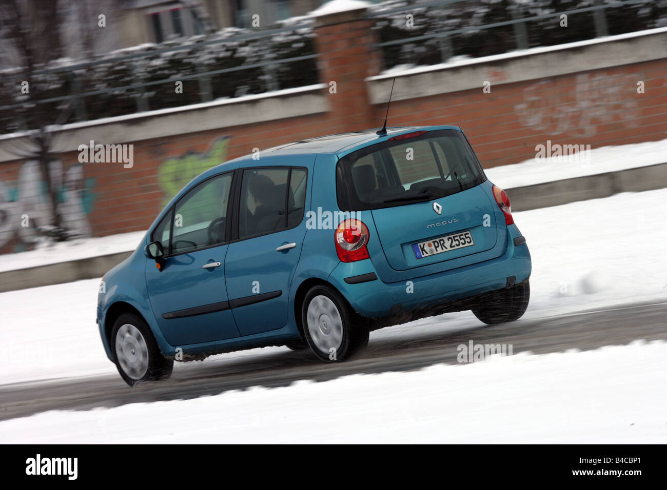 Renault modus 1 6 16v hi-res stock photography and images - Alamy