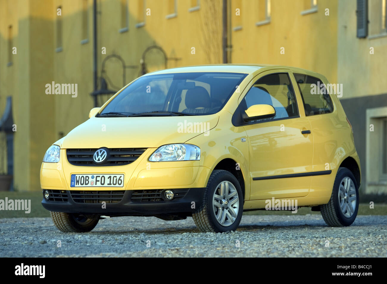 Car, VW Volkswagen Fox, model year 2005-, yellow, Miniapprox.s ...