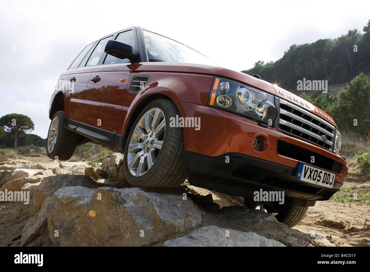 Car, Range Rover Sport V8 Supercharged, model year 2005-, orange ...