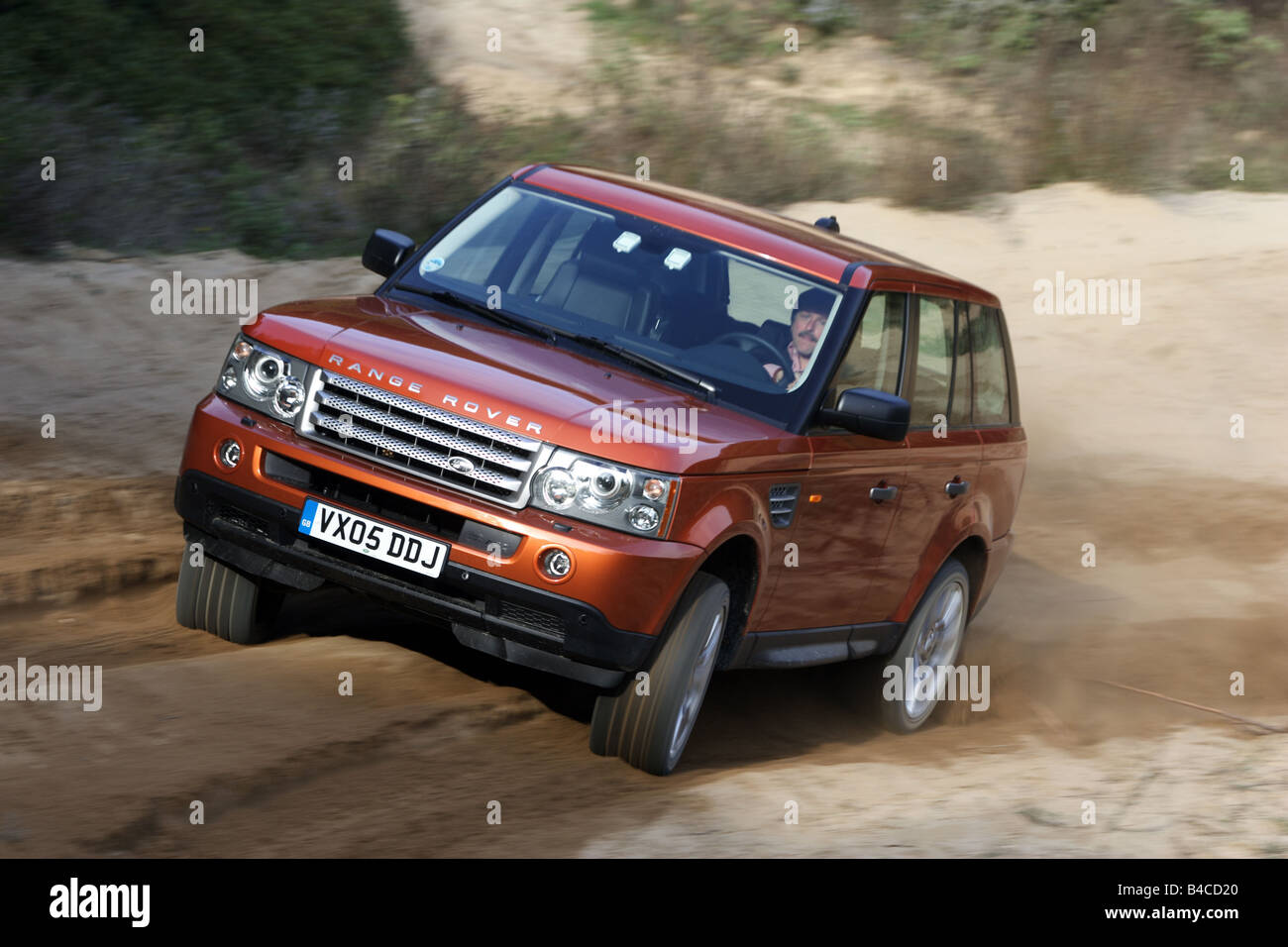 Car, Range Rover Sport V8 Supercharged, model year 2005-, orange ...
