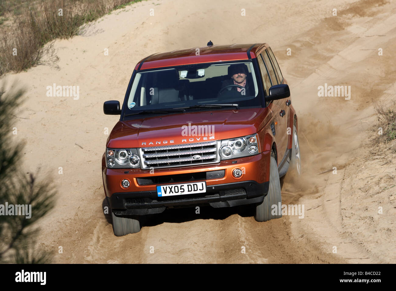 Car, Range Rover Sport V8 Supercharged, model year 2005-, orange ...
