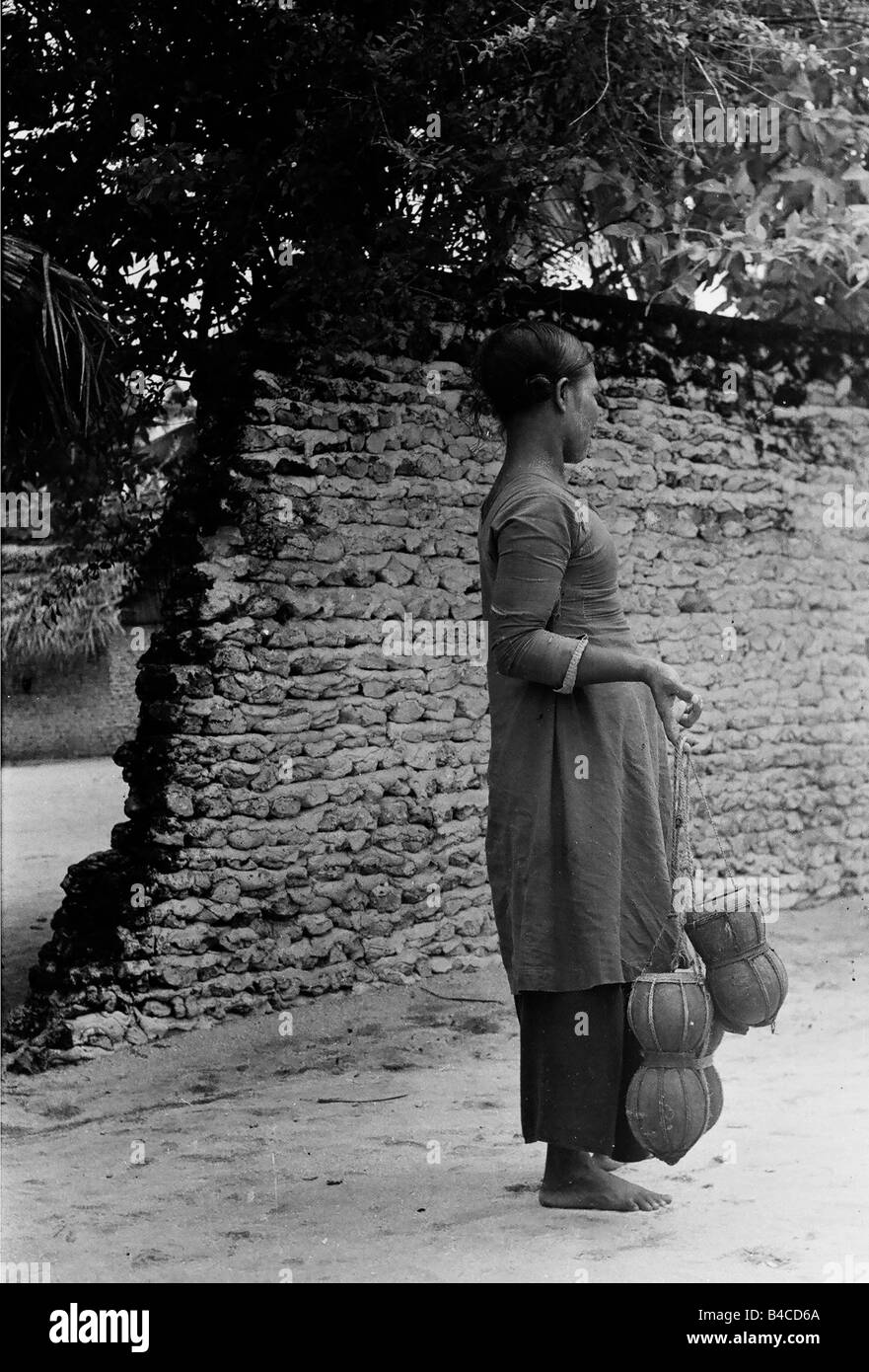 Toddy Container High Resolution Stock Photography and Images - Alamy