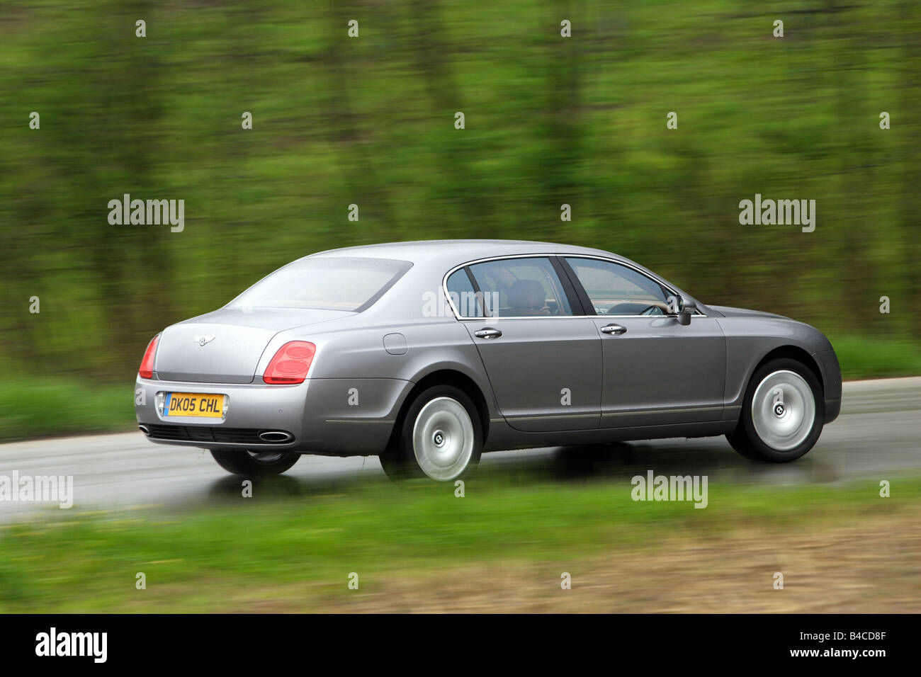 Silver bentley continental hi-res stock photography and images - Alamy