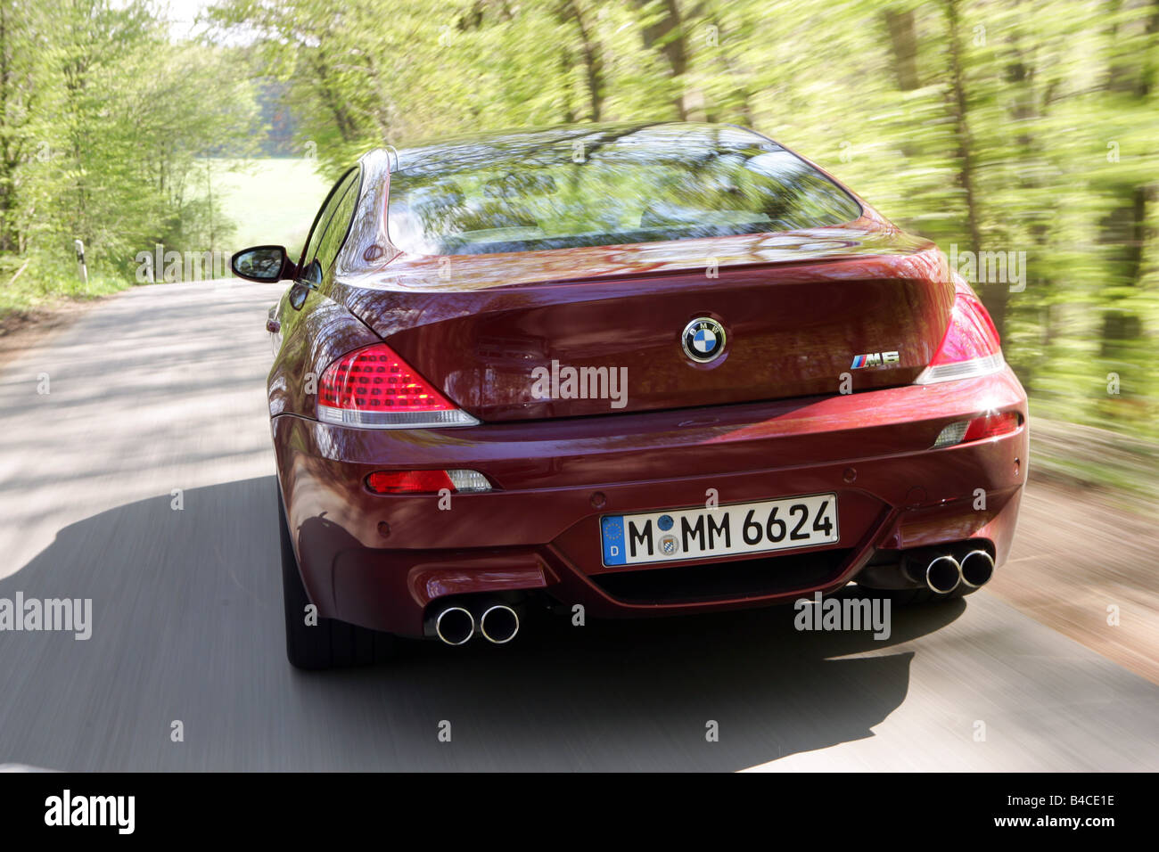 Car, BMW M6, model year 2005-, ruby colored, roadster, coupe/Coupe ...