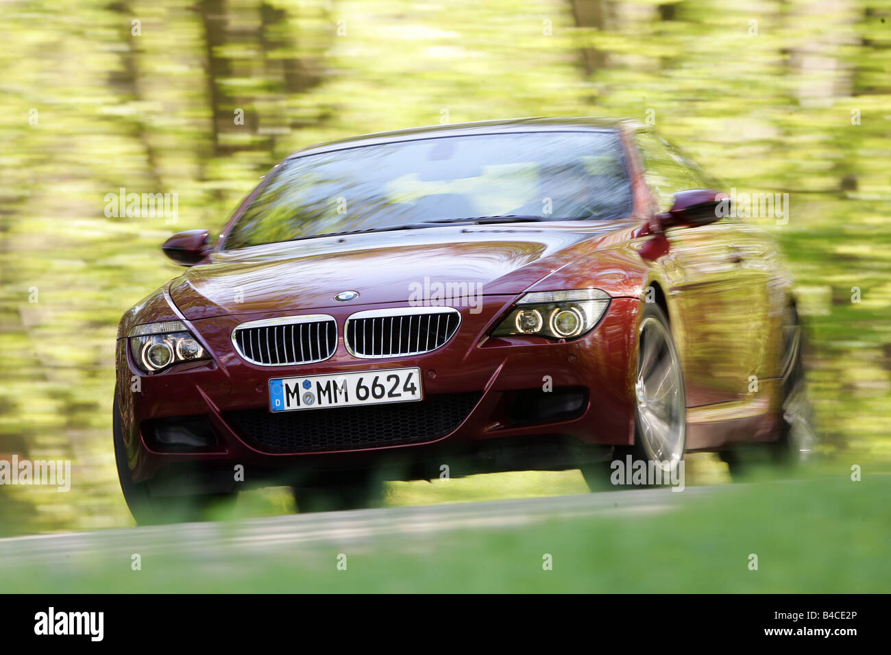 Car, BMW M6, model year 2005-, ruby colored, roadster, coupe/Coupe ...