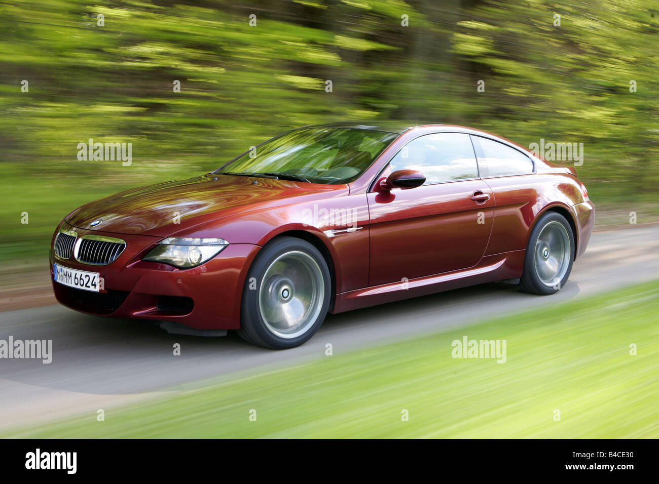 Car, BMW M6, model year 2005-, ruby colored, roadster, coupe/Coupe ...