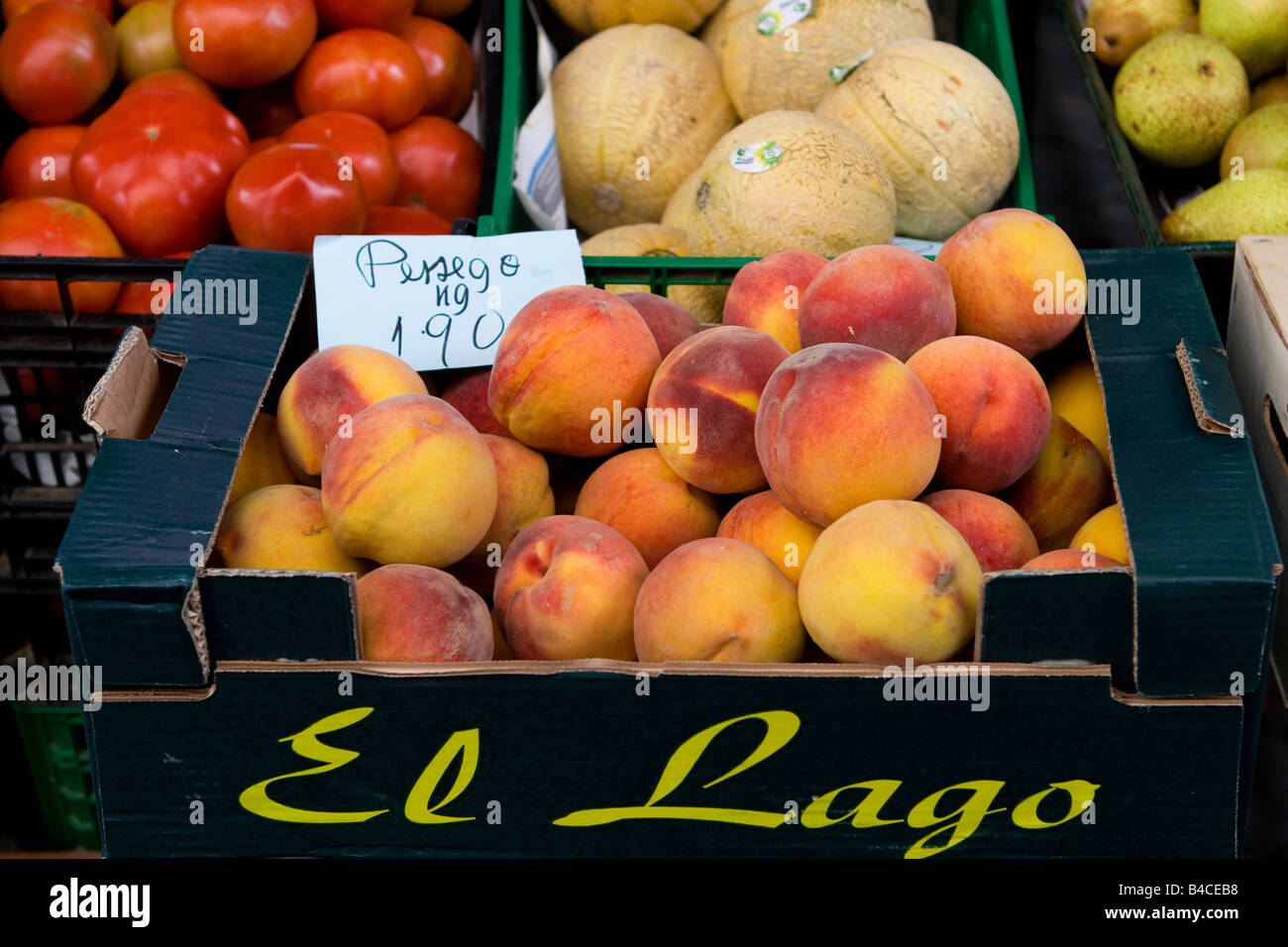 On marketplace hi-res stock photography and images - Alamy