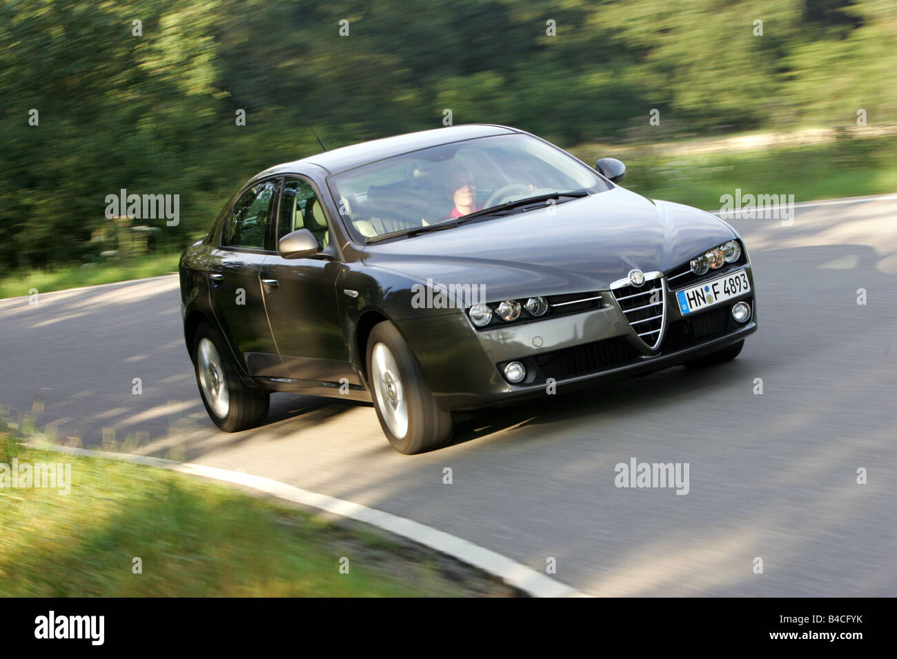 Alfa Romeo 159 JTD M, model year 2005-, anthracite, driving, diagonal ...