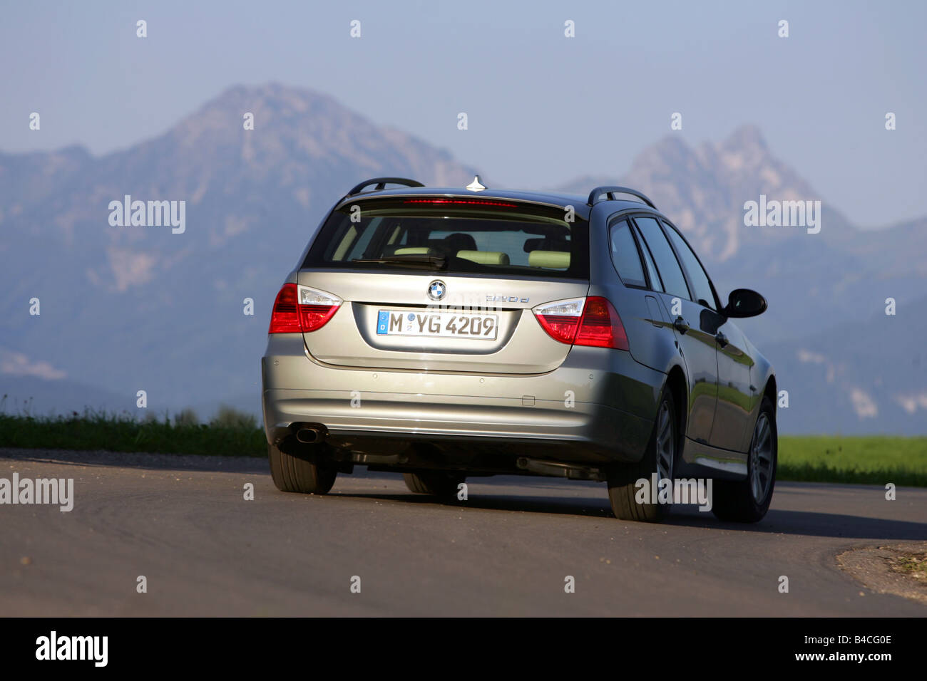 BMW 320d Touring, model year 2005-, silver, driving, diagonal from the ...