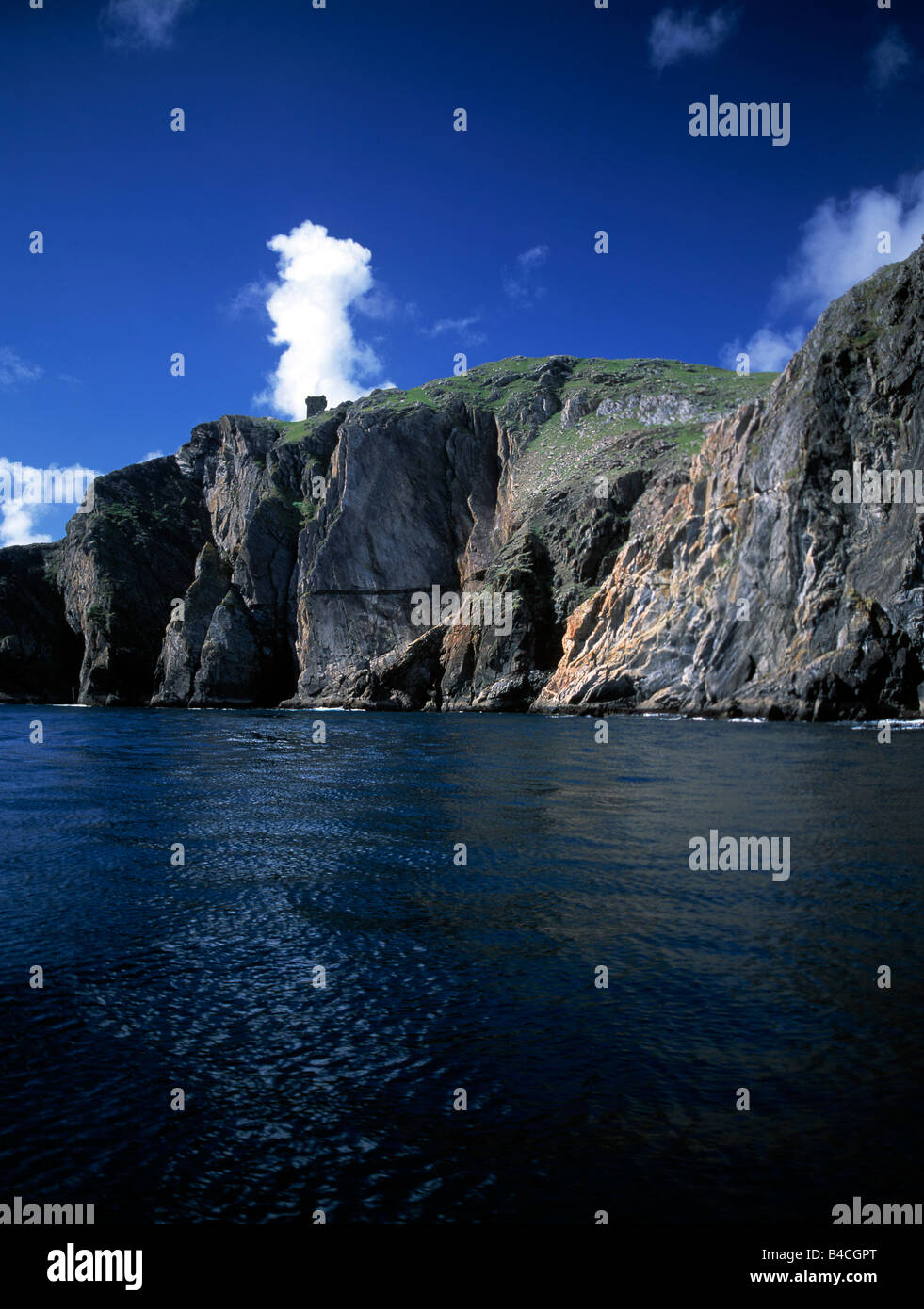 slieve league cliffs tall sea cliffs standing vertical out of the sea ...