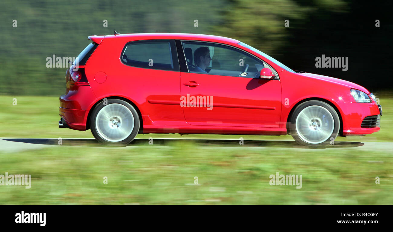 Vw volkswagen golf r32 hi-res stock photography and images - Alamy