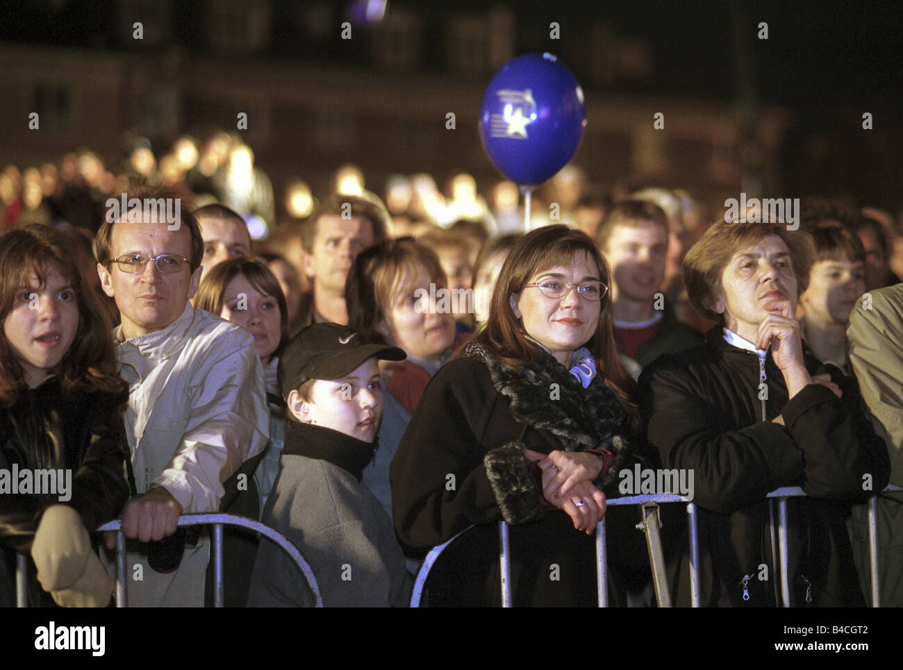 People celebrating the Polish EU accession in Warsaw, Poland Stock ...