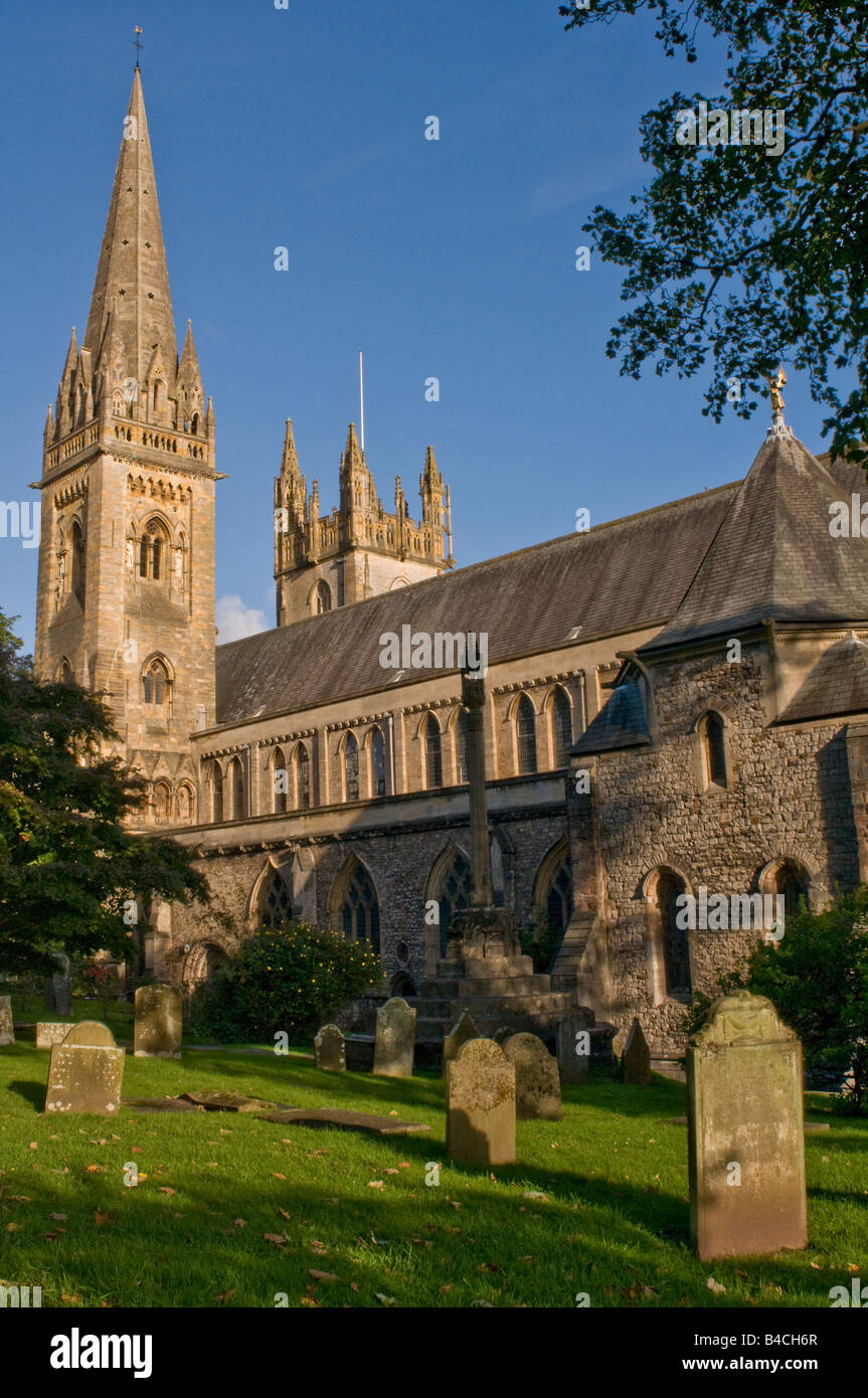 Cardiff cathedral church hi-res stock photography and images - Alamy