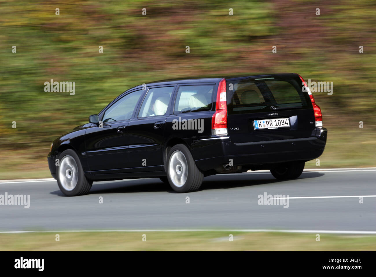 Volvo v70 t5 hi-res stock photography and images - Alamy