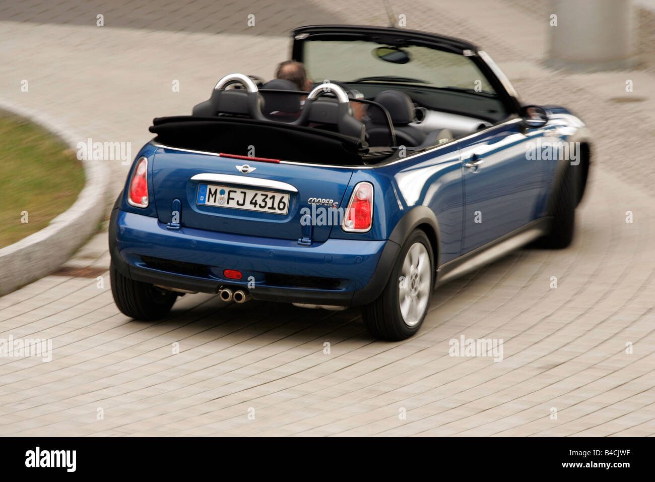 Mini Cooper S, model year 2004-, blue, open top, driving, diagonal from ...