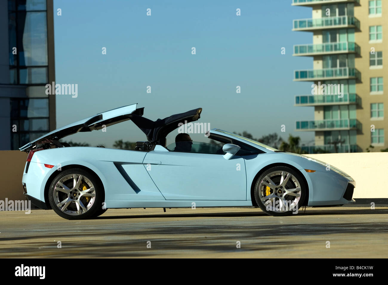 Lamborghini gallardo spider hi-res stock photography and images - Alamy