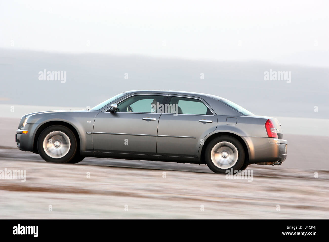 Chrysler 300 C CRD, model year 2005-, silver/anthracite, driving, side ...