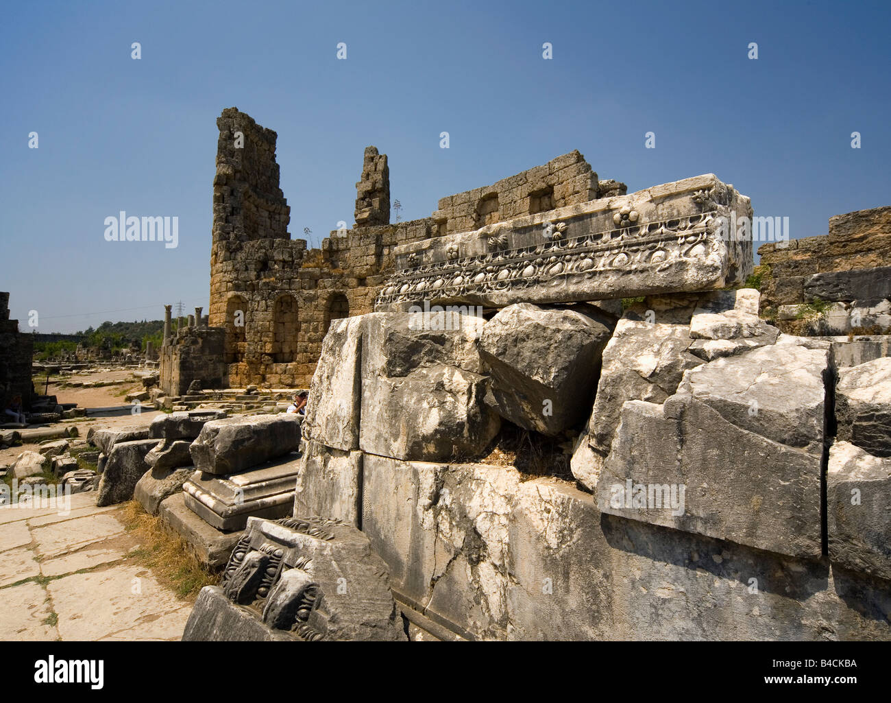 Ancient Perge ruins Turkey Stock Photo - Alamy