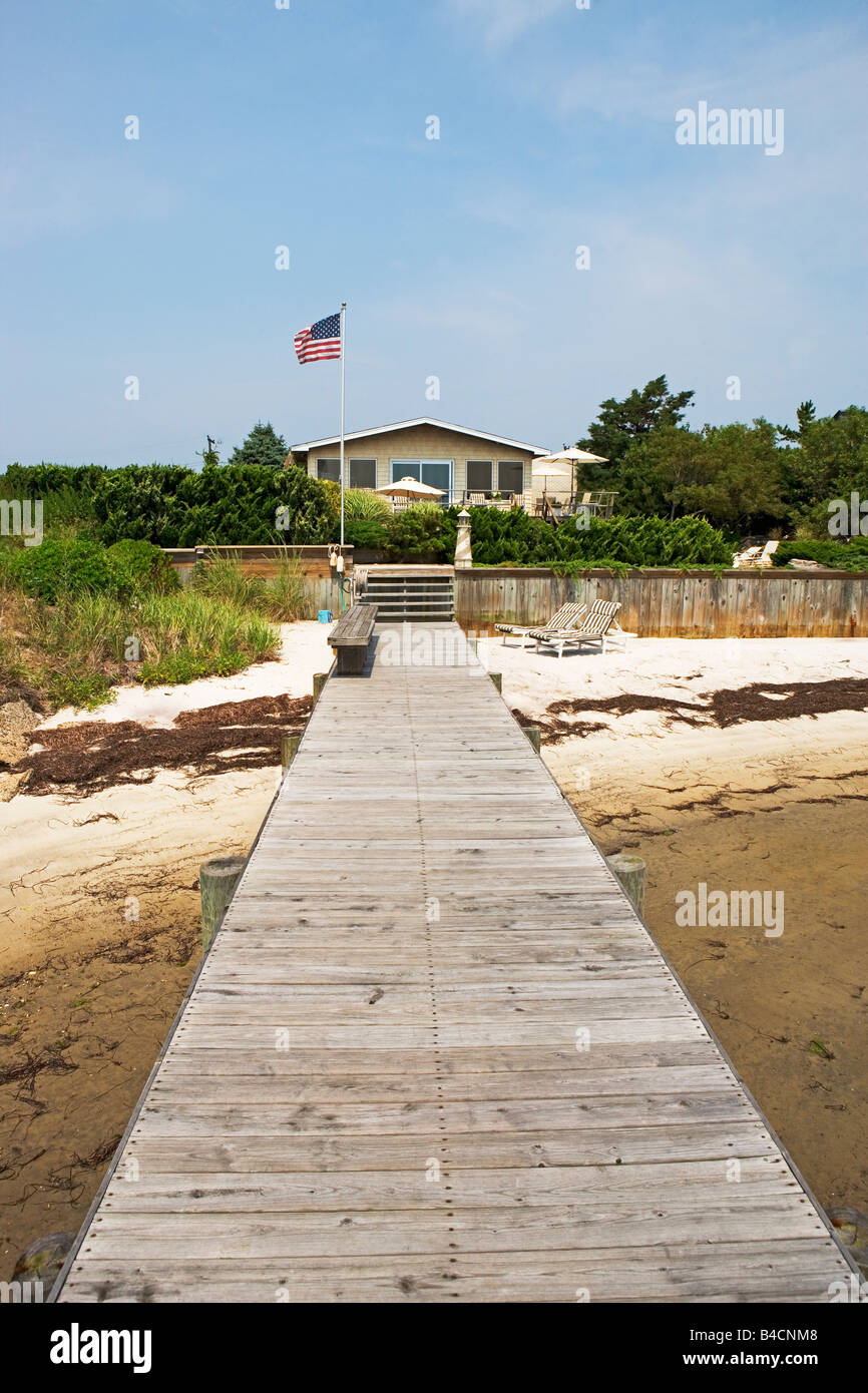 Boating pier hi-res stock photography and images - Alamy