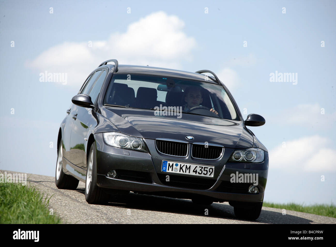 Bmw 320i hi-res stock photography and images - Alamy