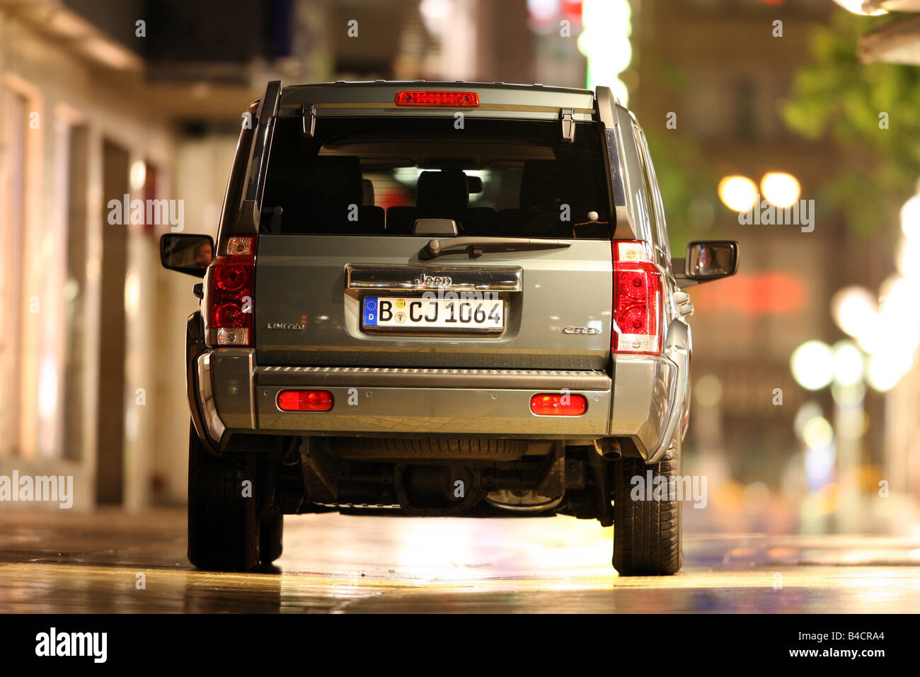 Jeep Commander 3.0 CRD, model year 2006-, silver, standing, upholding ...