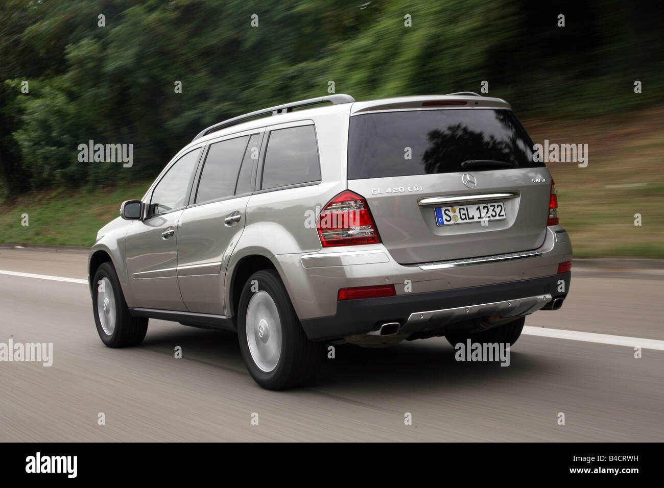 Mercedes GL 420 CDI, model year 2006-, silver, driving, diagonal from ...