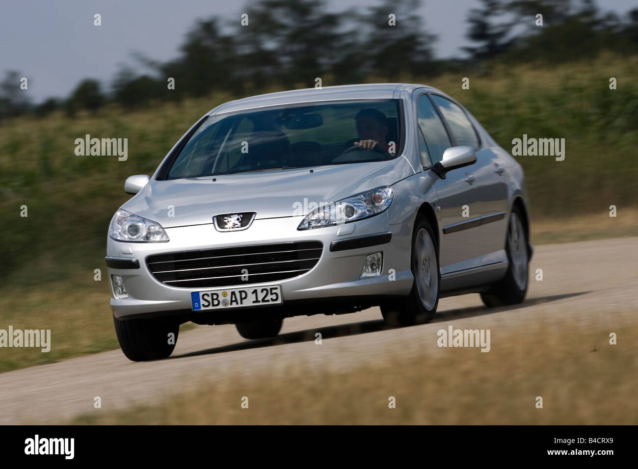 Peugeot 407 HDi 170 Bi-Turbo, model year 2006-, silver, driving ...