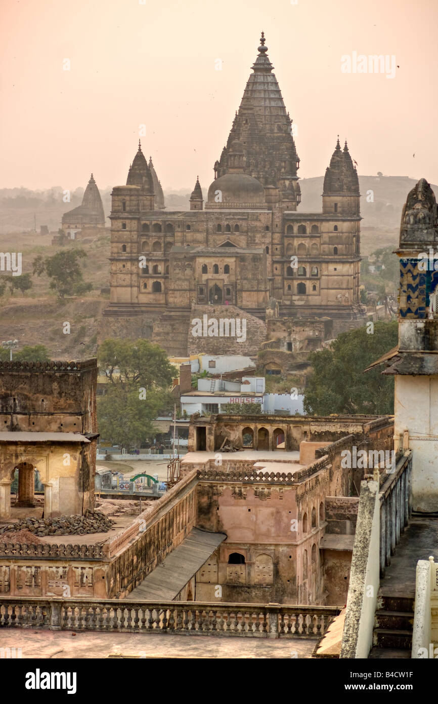 Palace in Orcha at sunset Madhya Pradesh India Stock Photo - Alamy