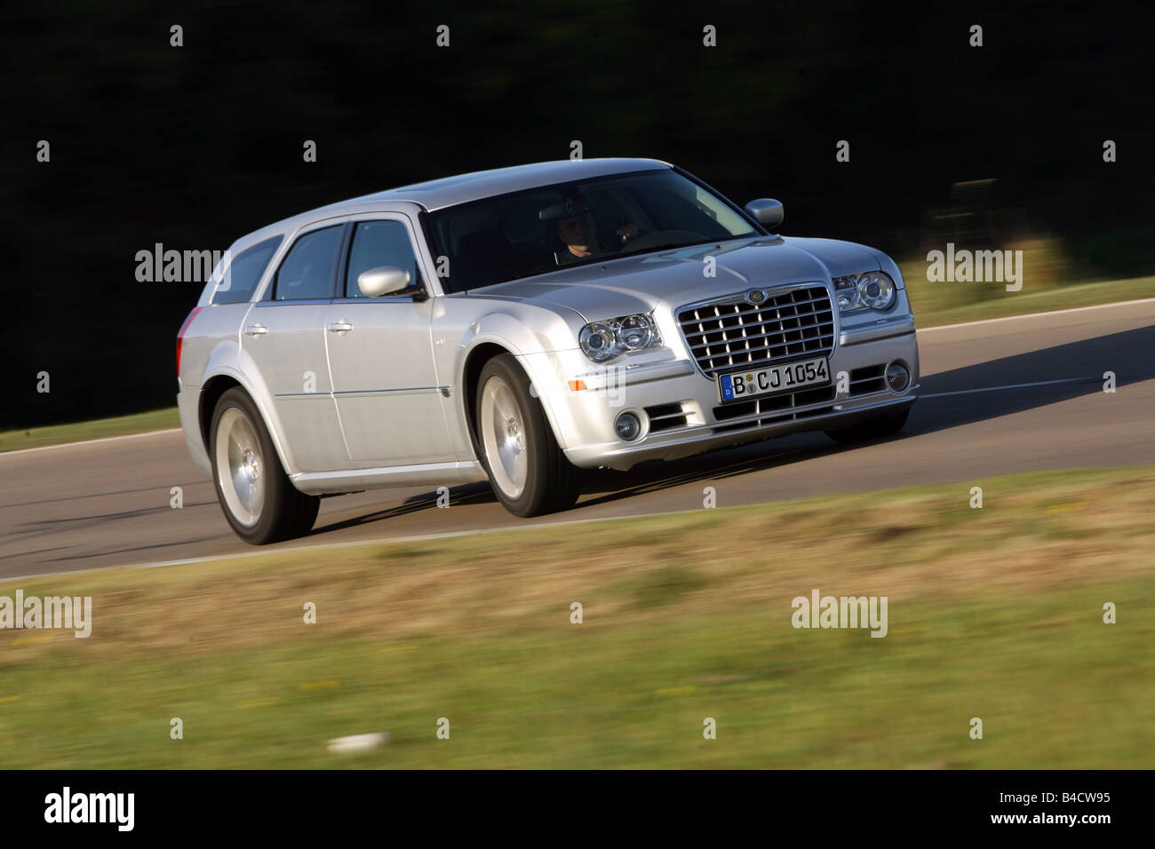 Chrysler 300C Touring SRT8, model year 2006-, silver, driving, diagonal ...
