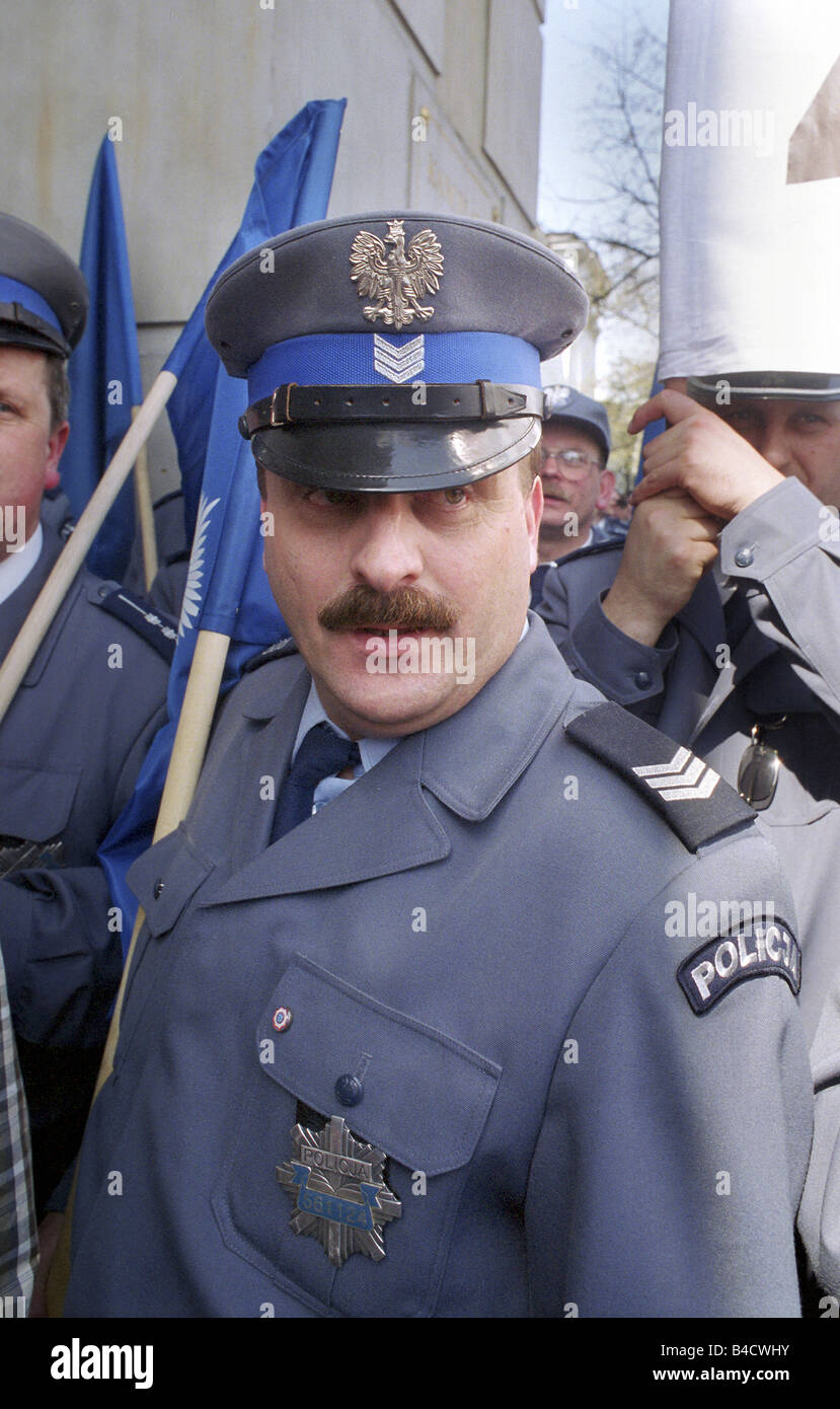 Polish demonstrators hi-res stock photography and images - Alamy
