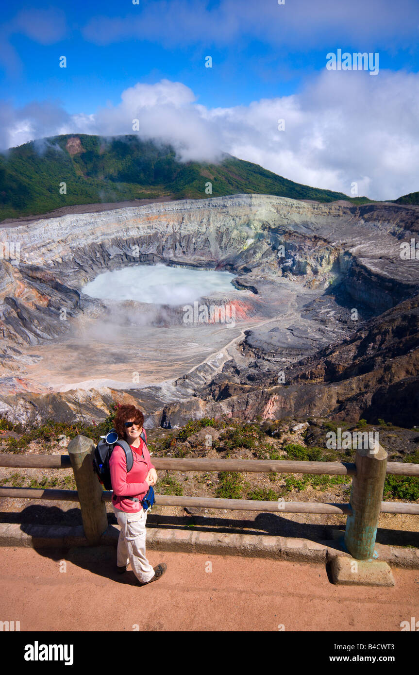Volcanic mountains costa rica view hi-res stock photography and images ...