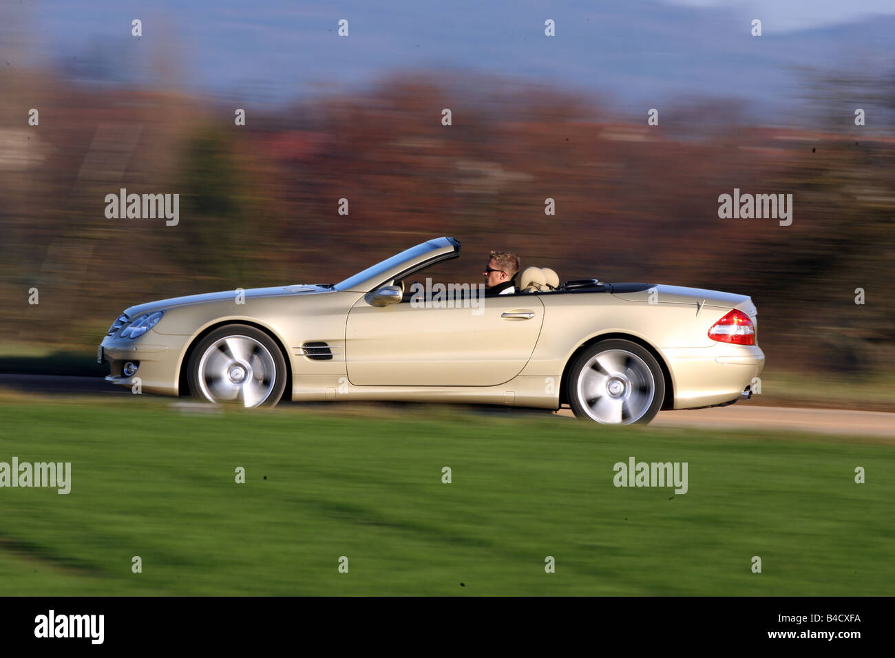 Sl open top hi-res stock photography and images - Alamy