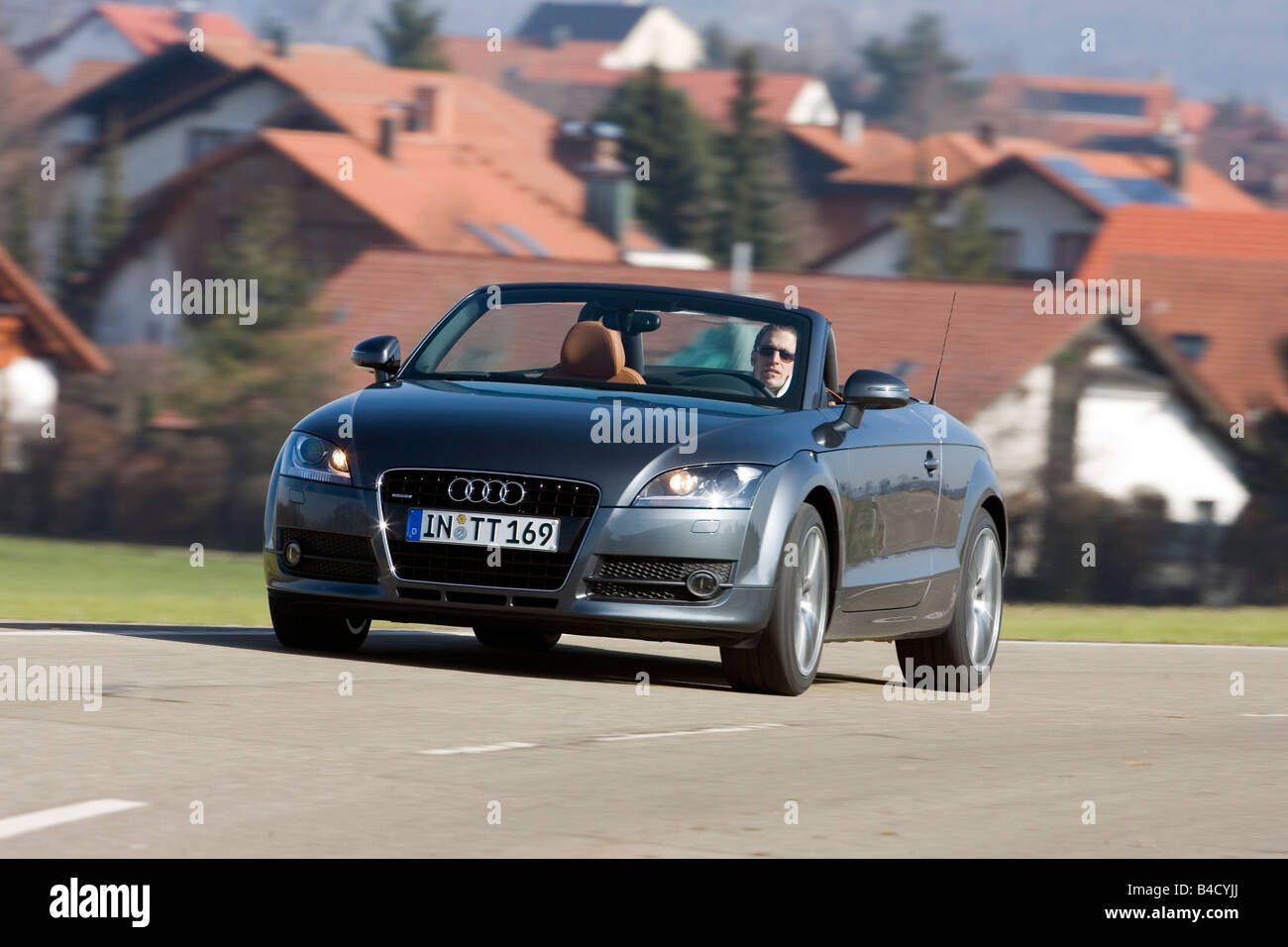 Audi TT Roadster 3.2 Quattro, model year 2007-, gray-blue moving ...
