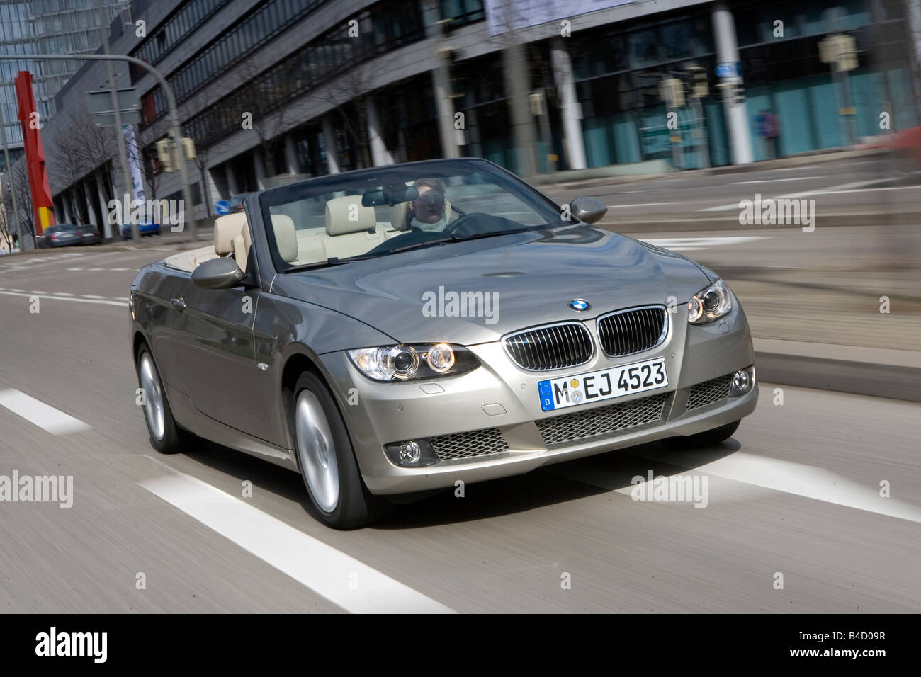 BMW 335i Convertible, model year 2007-, silver, driving, diagonal from ...