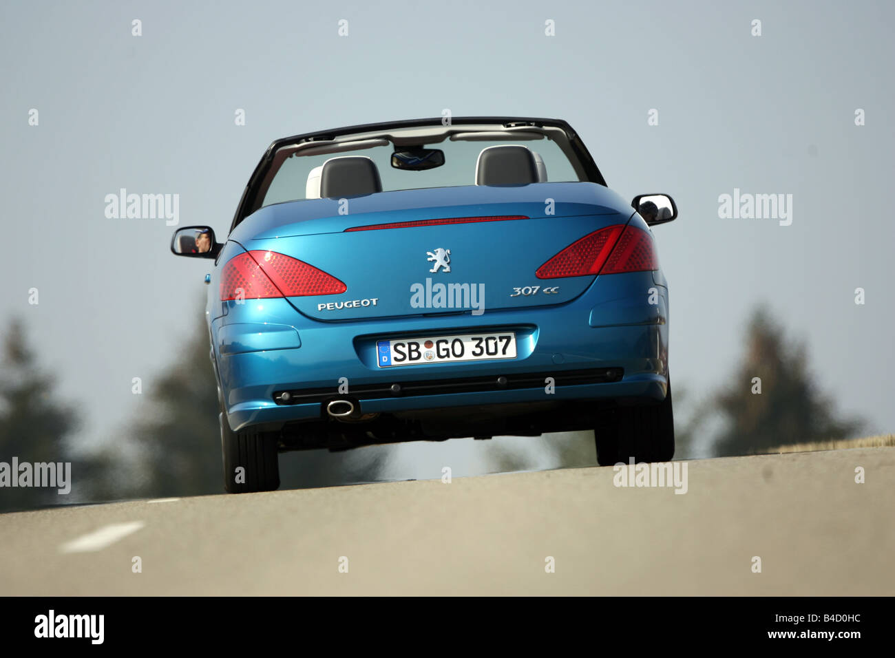 Peugeot 307 cc hi-res stock photography and images - Alamy