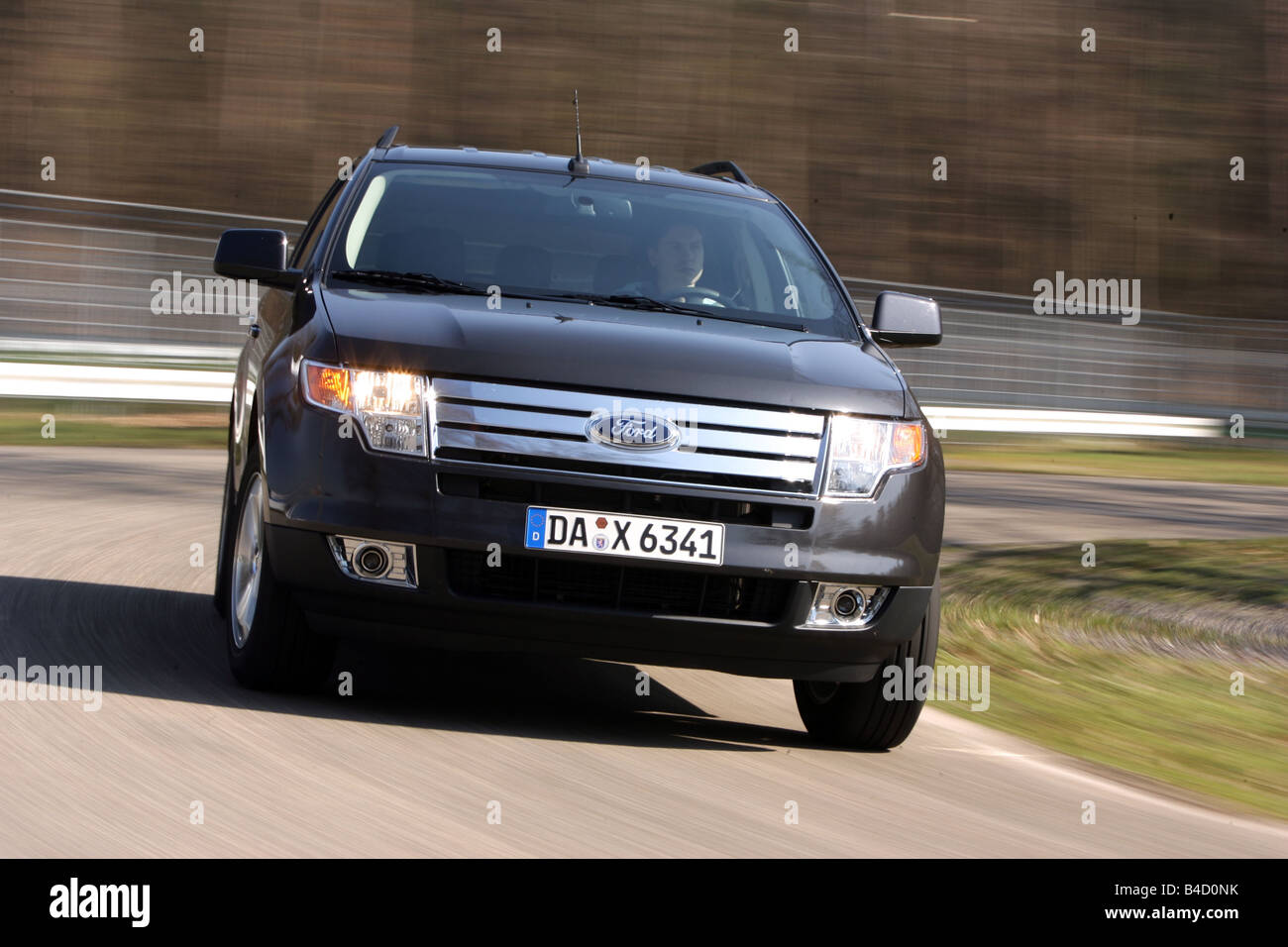 Ford SUV Edge, model year 2007-, anthracite, driving, diagonal from the ...